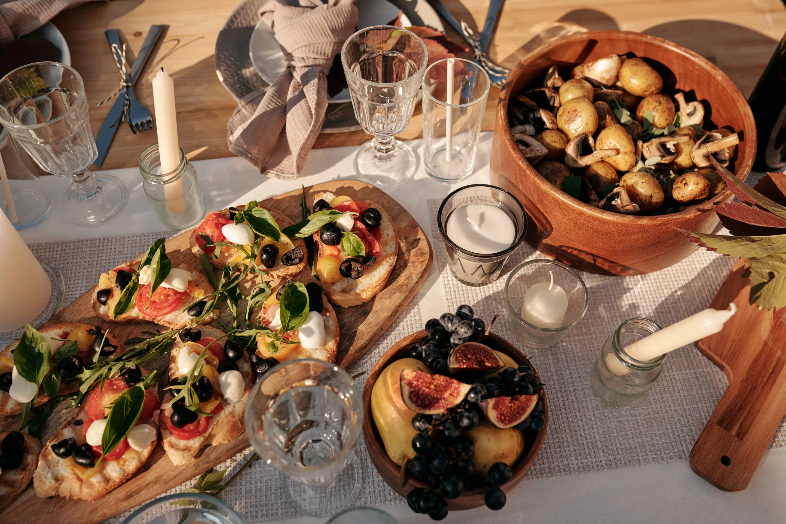 Why exploring different cuisines is exciting? - The Layover App